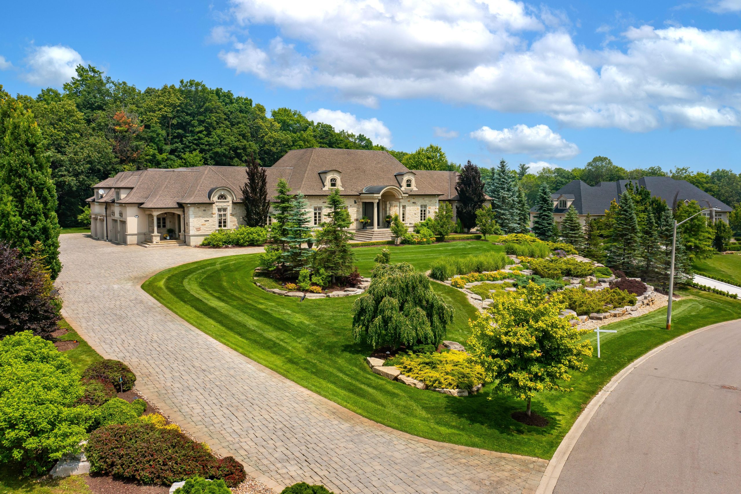 Veradale's Top Landscaping Services | Greenleaf Lanscaping Inc
